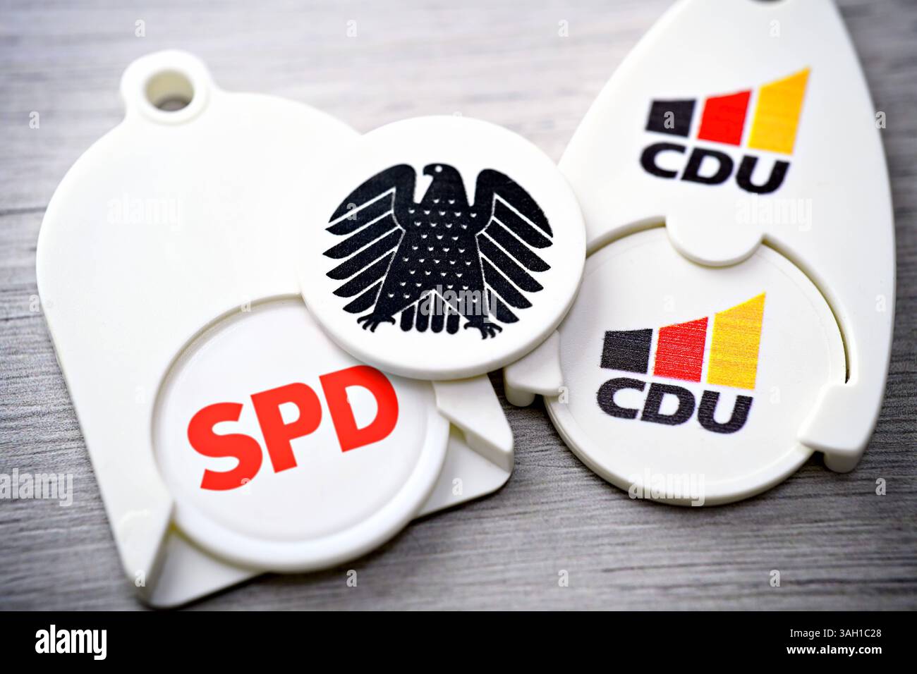 Cdu spd election advertising chips chip with federal eagle hi-res stock ...