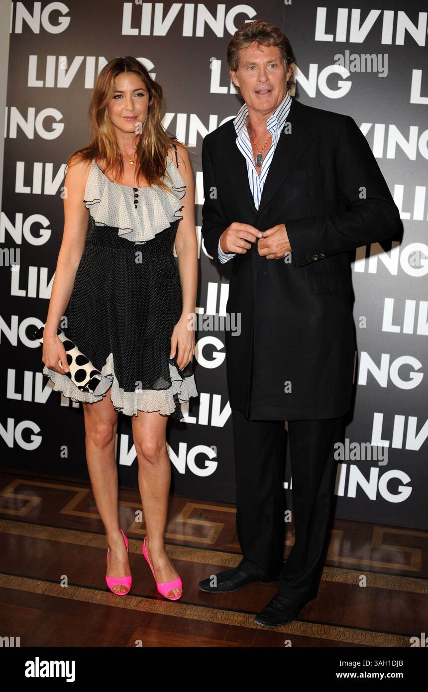 K59609RICH LISA SNOWDON AND DAVID HASSELHOFF Living TV Summer Schedule ...