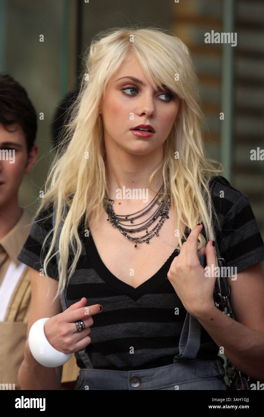 July 6 2009, New York City Actress Taylor Momsen on the set of the TV ...