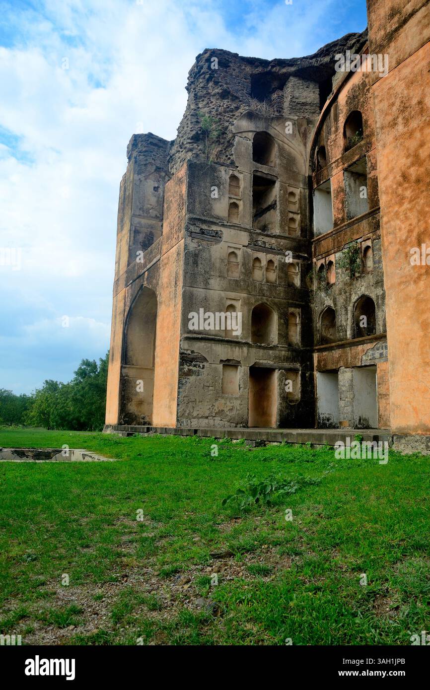 Outer view of the Farah Bagh, also known as Faria Bagh, is a palace ...