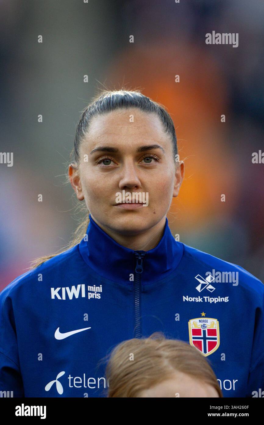 Oslo, Norway, April 8th 2025: Vilde Boe Risa (8 Norway) are seen during ...