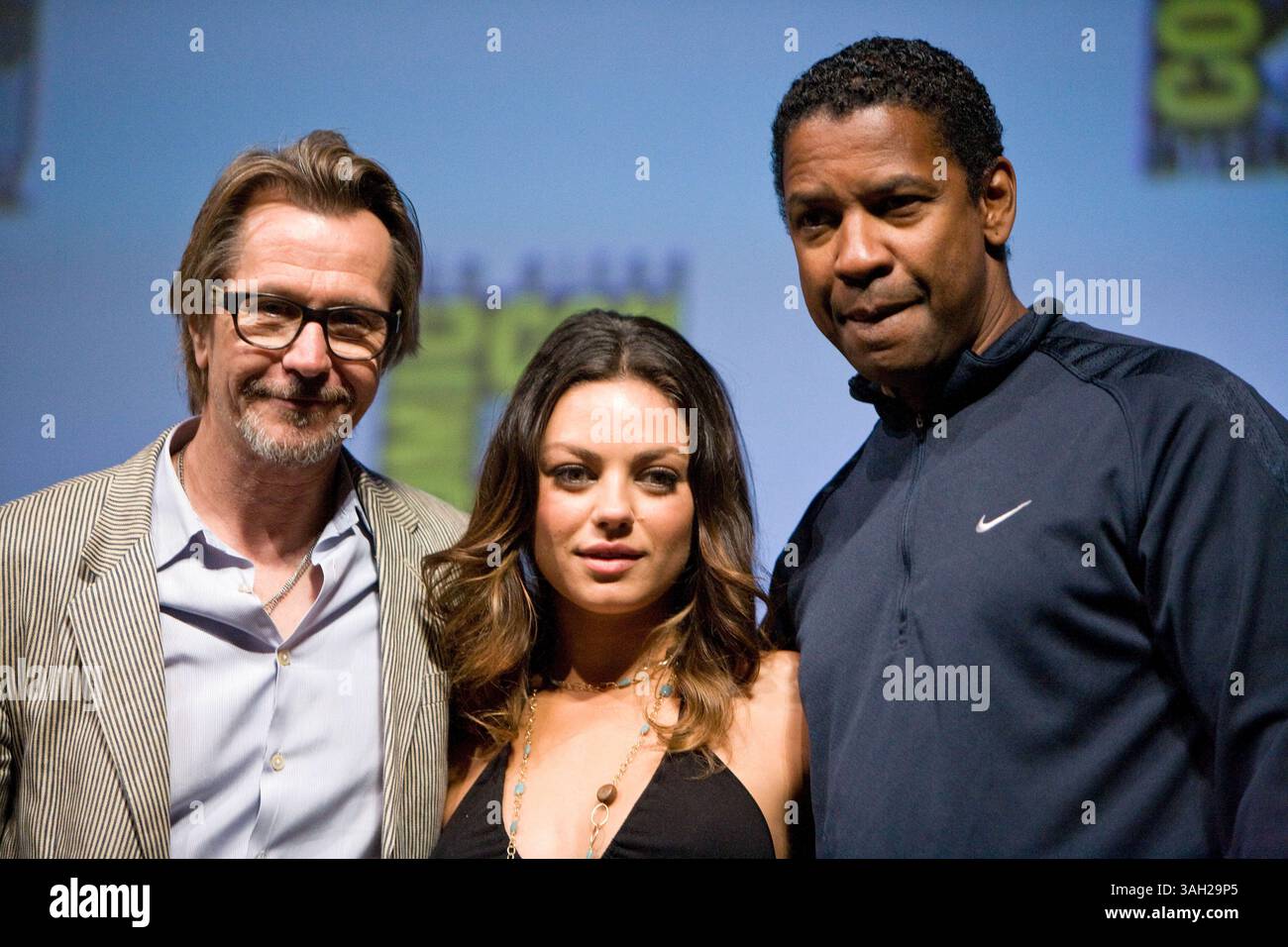 Jul 24, 2009 - San Diego, California, USA - GARY OLDMAN, MILA KUNIS and ...
