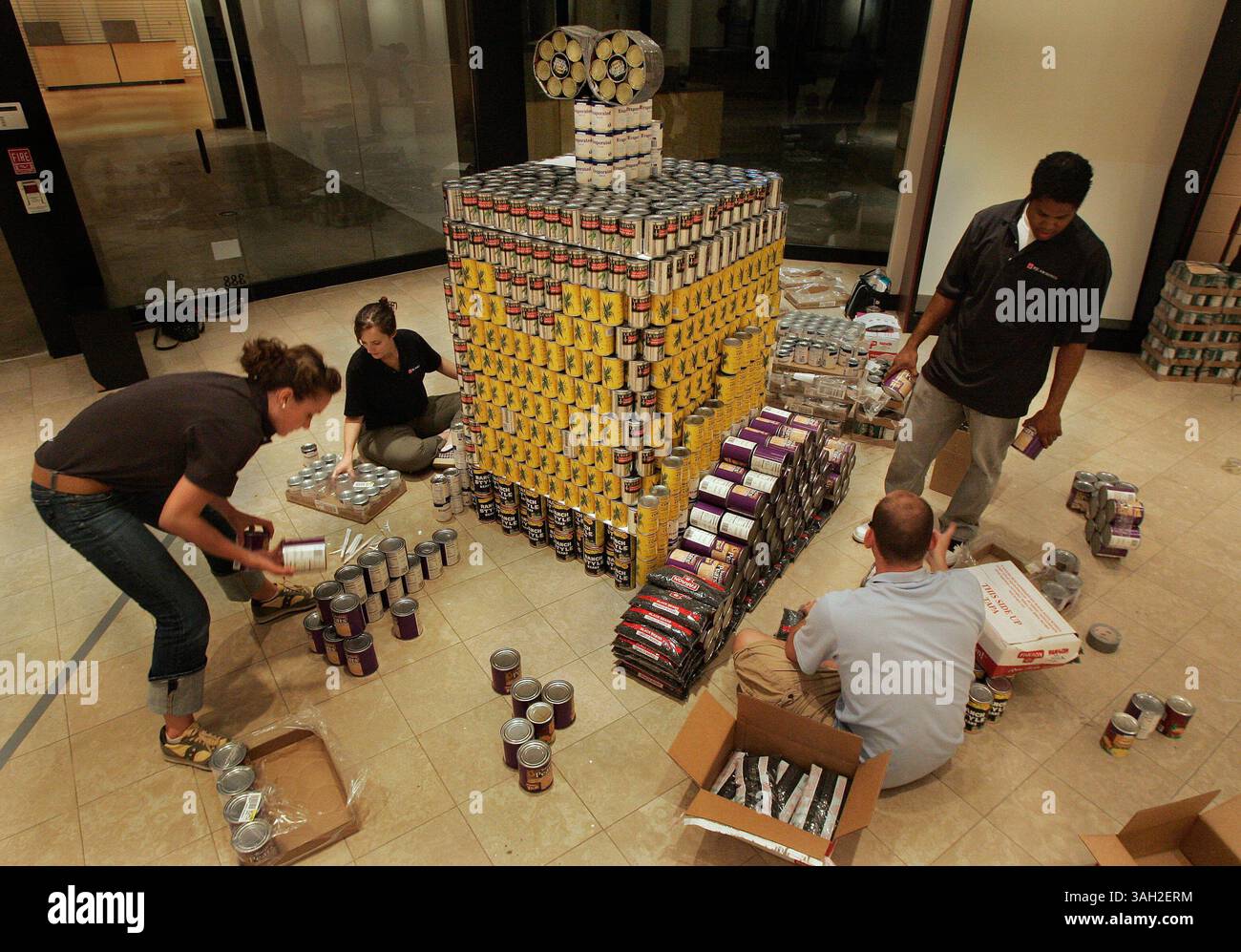 Canstruction hi-res stock photography and images - Alamy