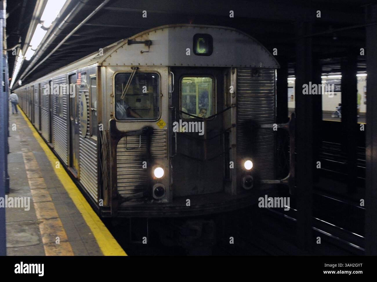 Jul 15, 2009 - Manhattan, New York, USA - A C train arriving to the ...