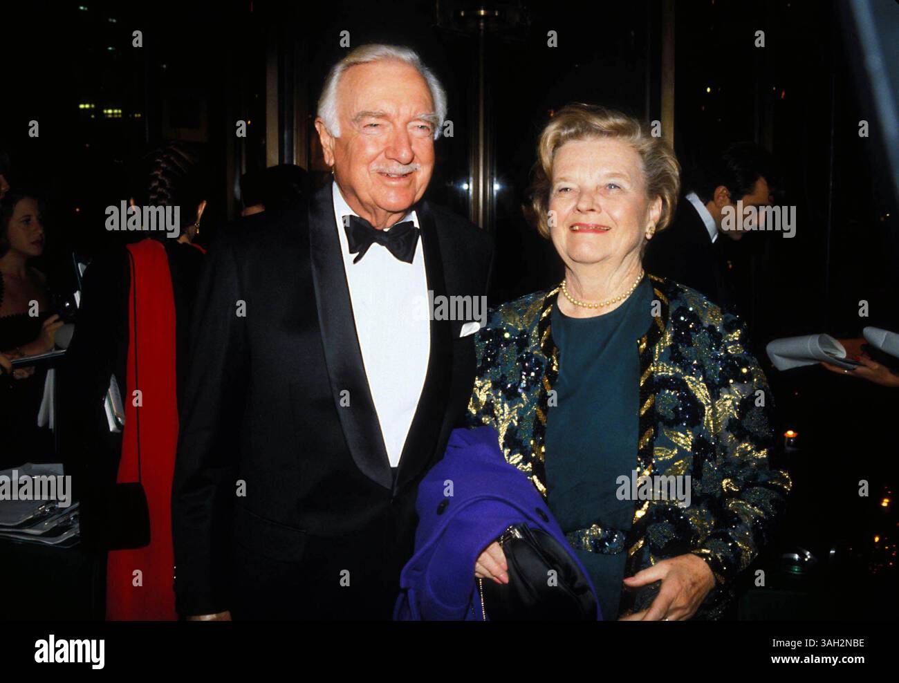 WALTER CRONKITE with his wife MARY ELIZABETH MAXWELL 1992.# 16510 ...