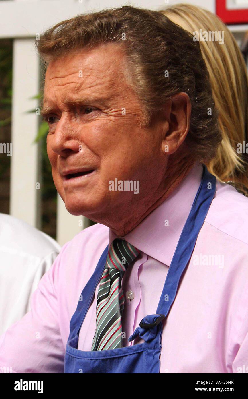 REGIS PHILBIN filming ''Live's Ultimate Hometown Grill Off'' segment ...