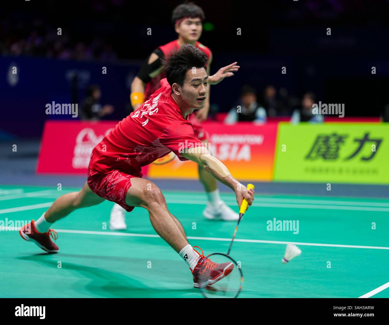 Ningbo, China's Zhejiang Province. 9th Apr, 2025. Liang Wei Keng/Wang Chang (Front) of China ...