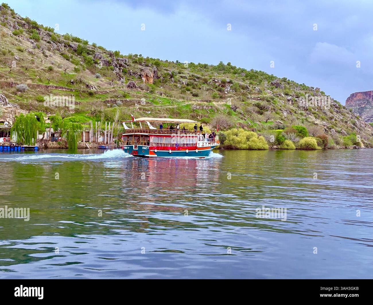 Views of Halfeti Canyon and Euphrates River in Turkey Stock Photo - Alamy