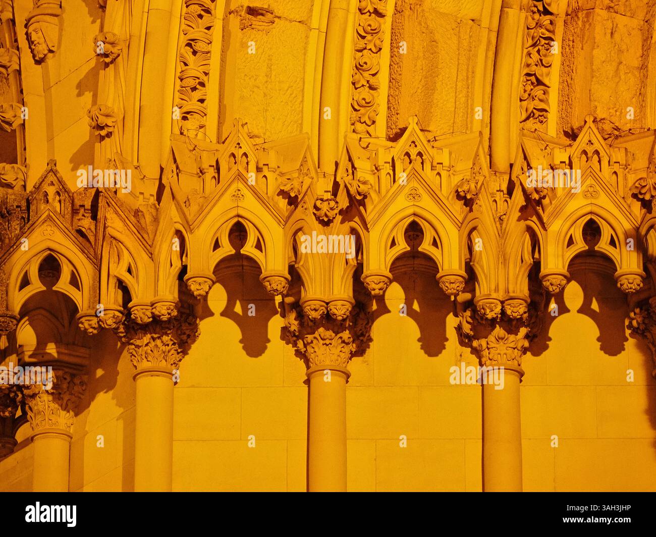 Ornate architectural details illuminated hi-res stock photography and ...