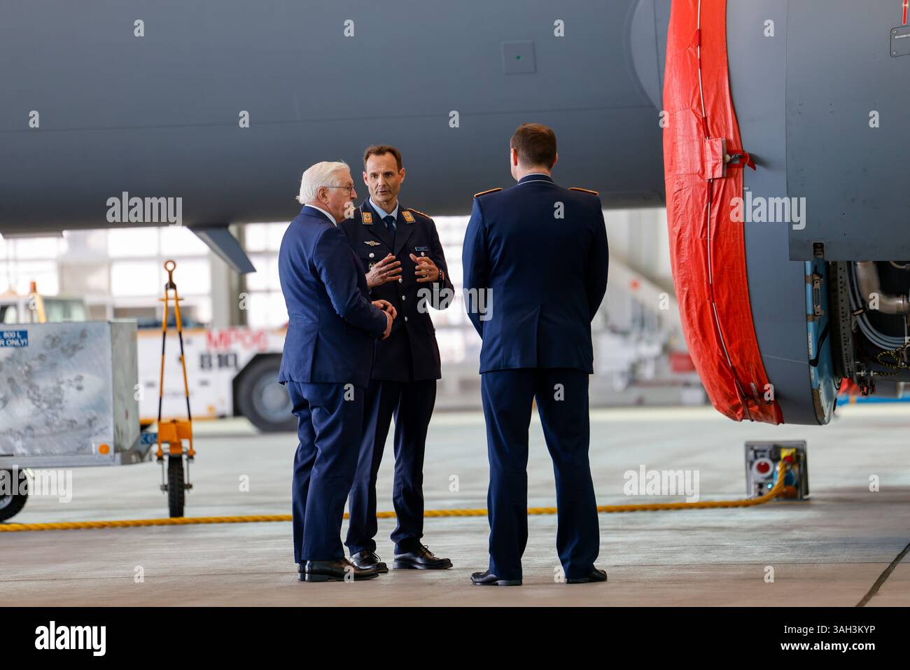 09 April 2025, North Rhine-Westphalia, Cologne: Federal President Frank ...