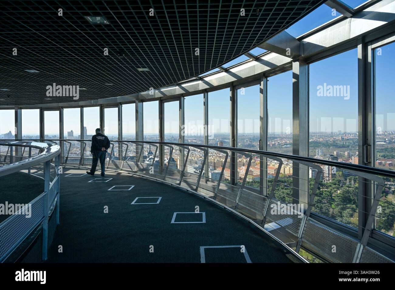 Aussichtsturm Faro de Moncloa, Madrid, Spanien *** Faro de Moncloa ...