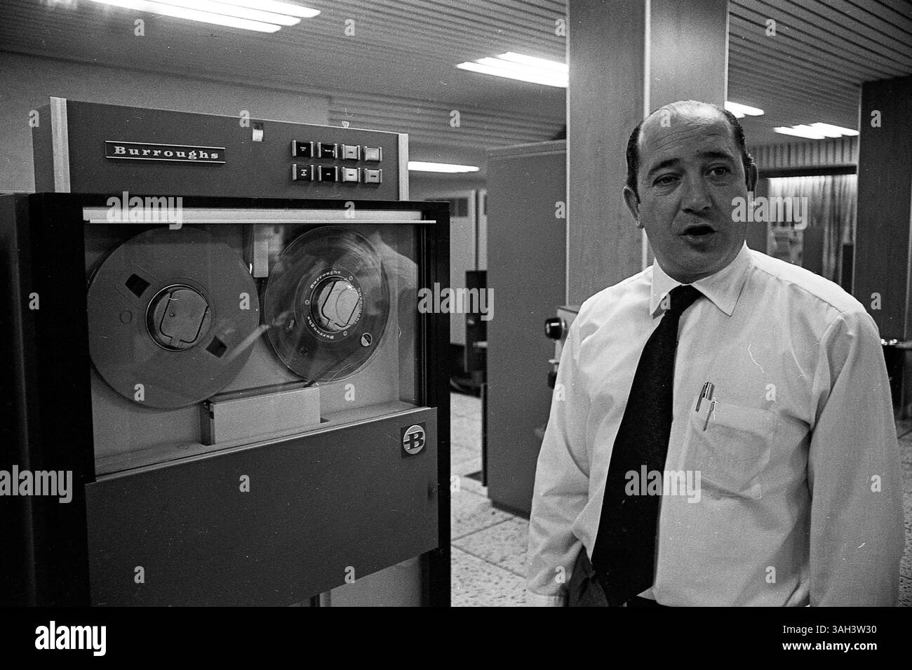 IBM vintage banking computer system, Banco de la Nación Argentina ...