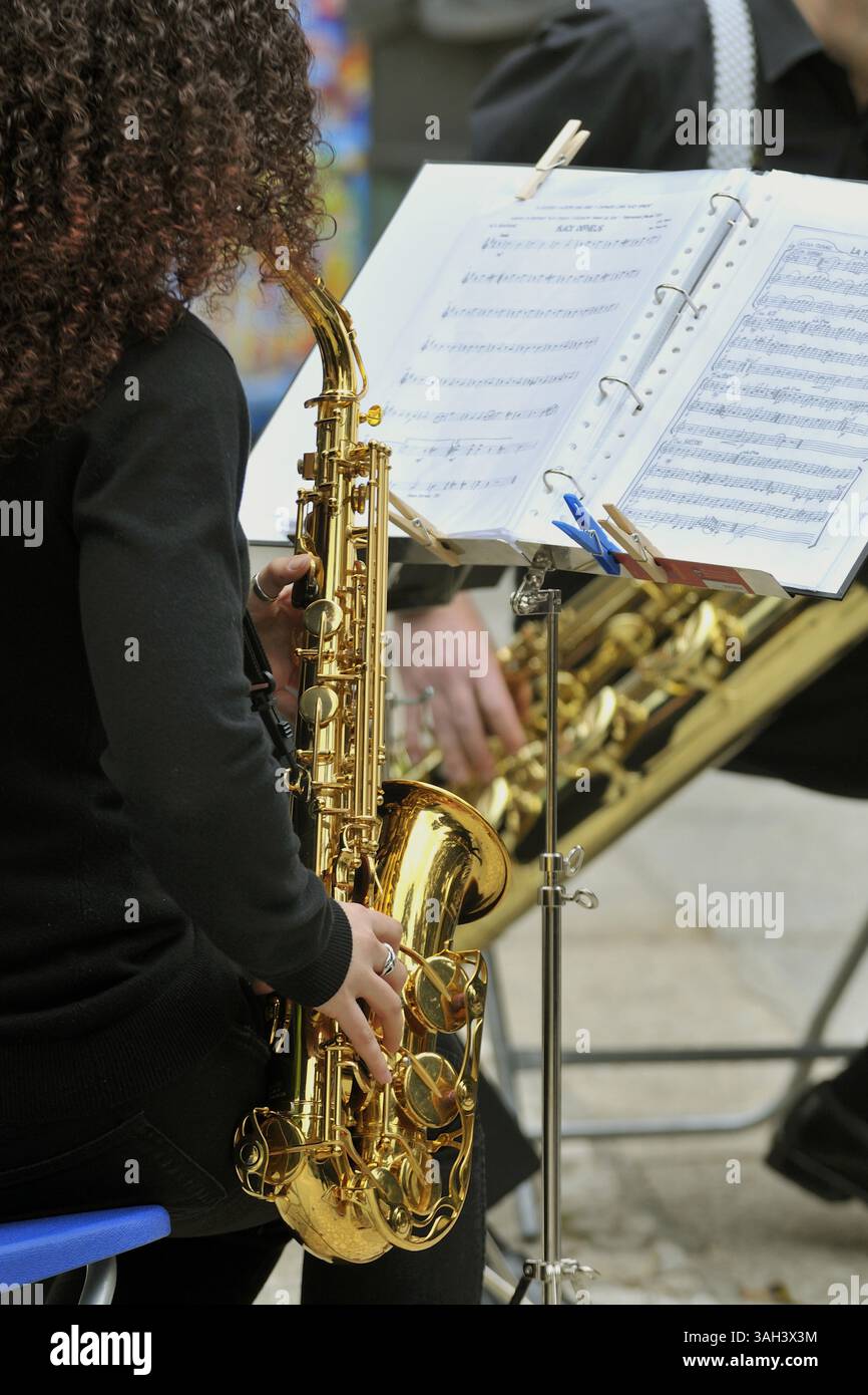 May 3, 2015 - San Lorenzo De El Escorial, Madrid, Spain - Girl playing ...