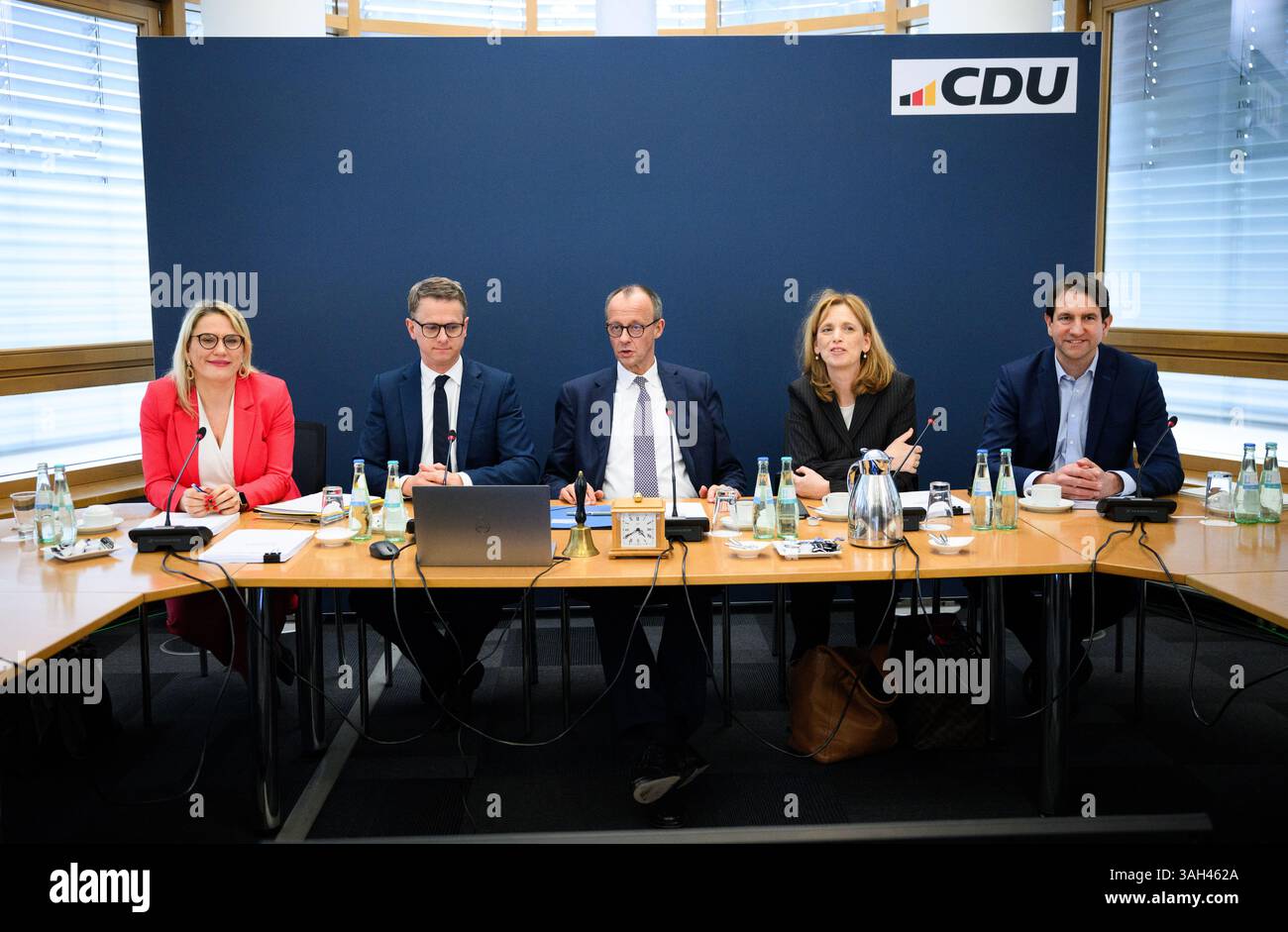 09 April 2025, Berlin: Christina Stumpp (l-r), Deputy Secretary General ...