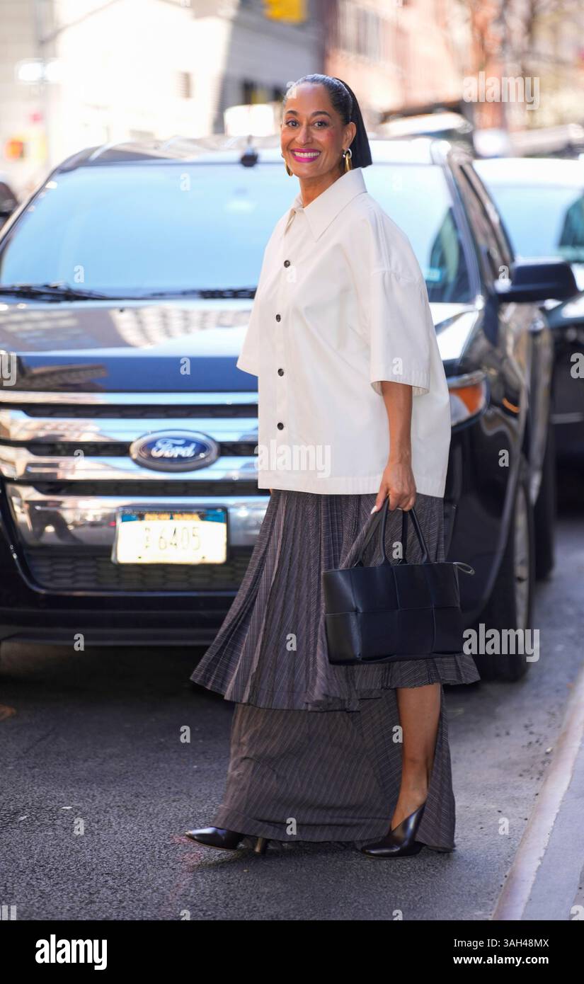 Photo by: XNY/STAR MAX/IPx 2025 4/9/25 Tracee Ellis Ross is seen on ...