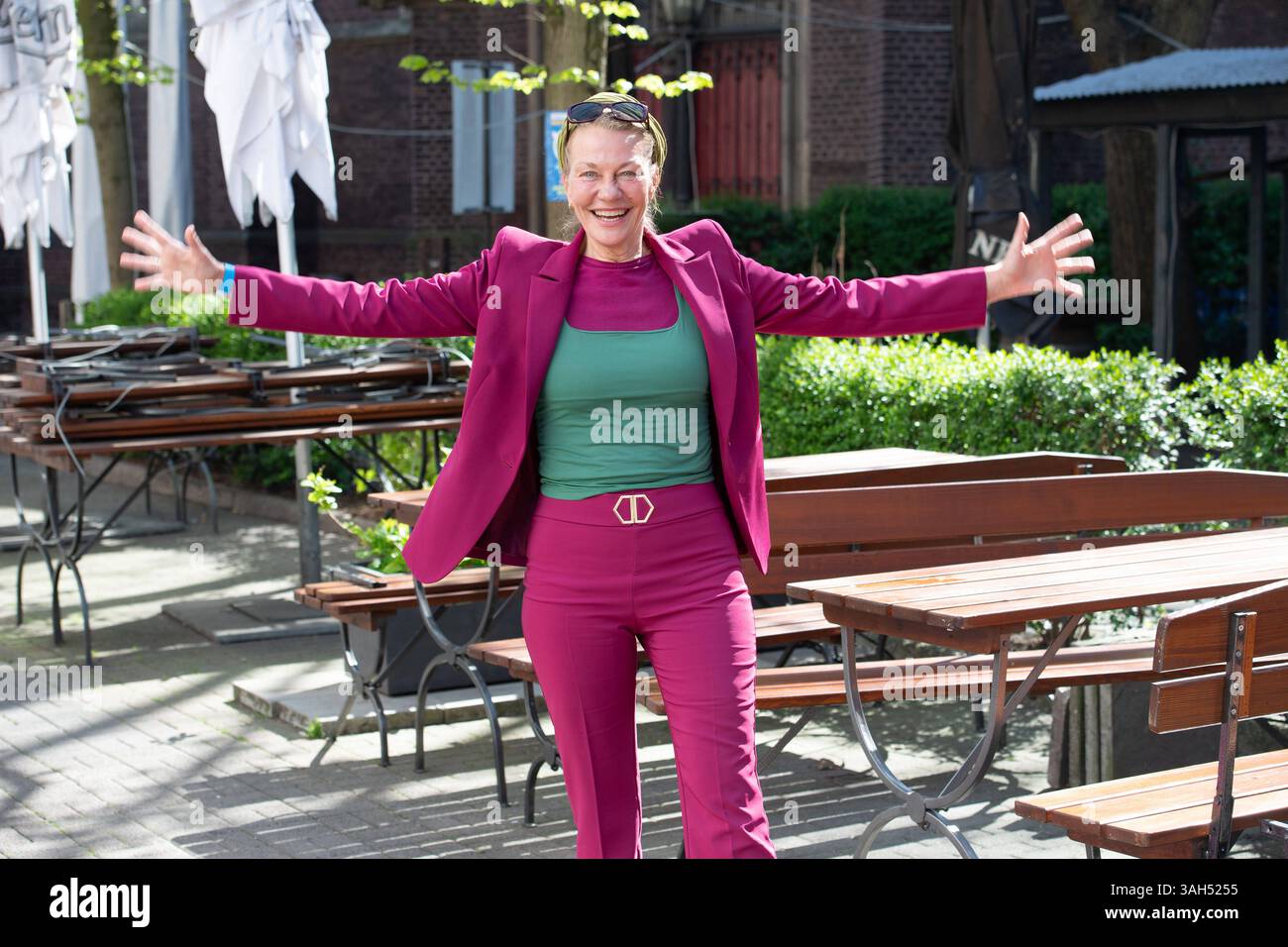 Schauspielerin Karen BOEHNE, Böhne, spielt die Rolle der Maria Kruppka ...