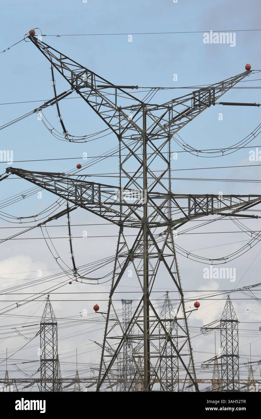 High voltage substation pylons distribution hi-res stock photography ...