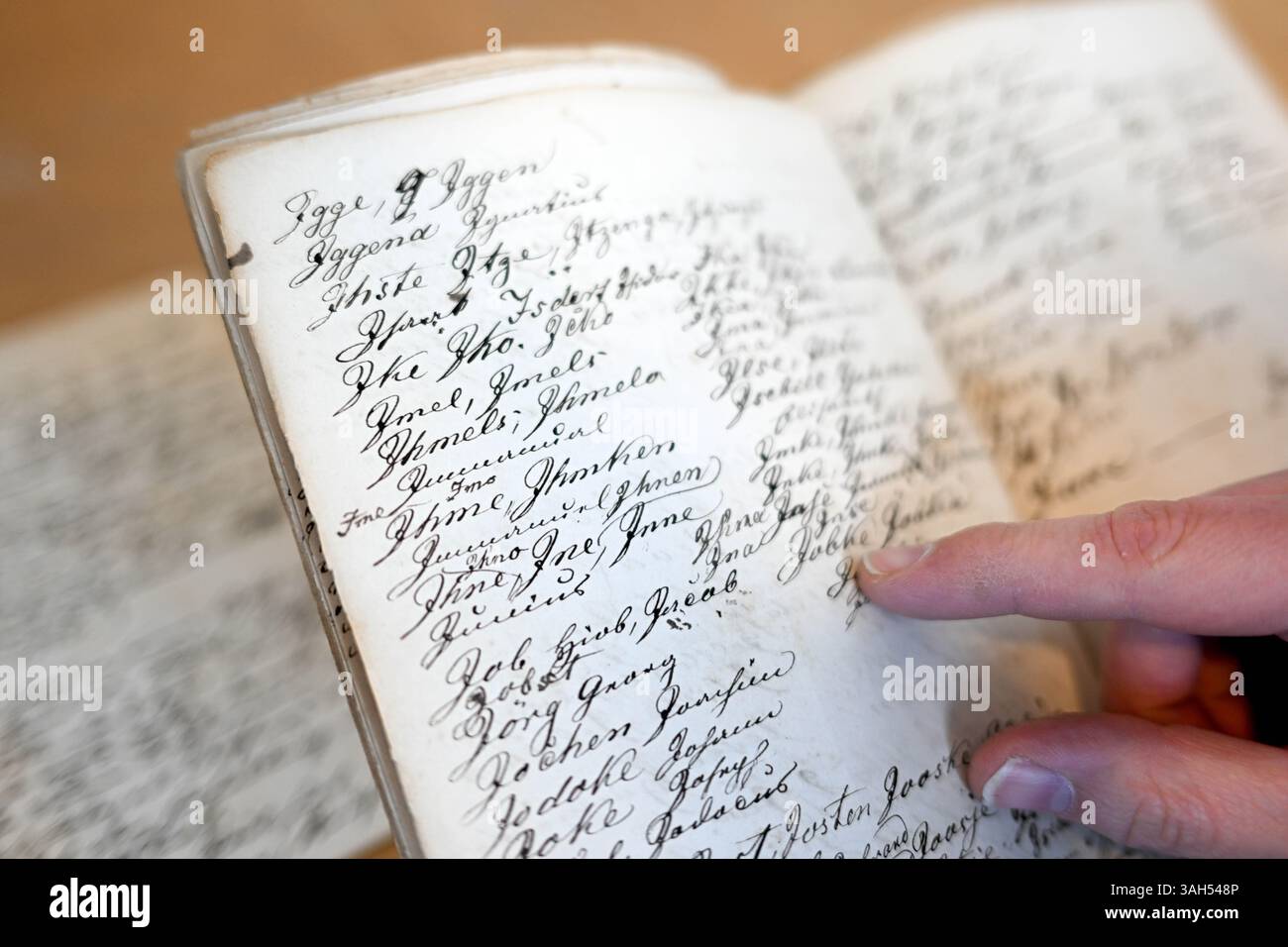 Aurich, Germany. 09th Apr, 2025. A handwritten collection of East ...