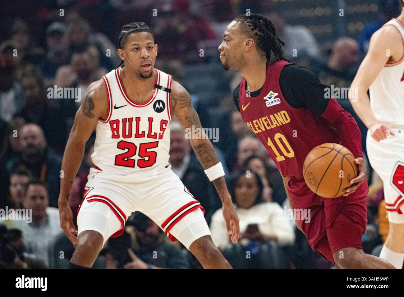 Cleveland Cavaliers' Darius Garland (10) is defended by Chicago Bulls ...