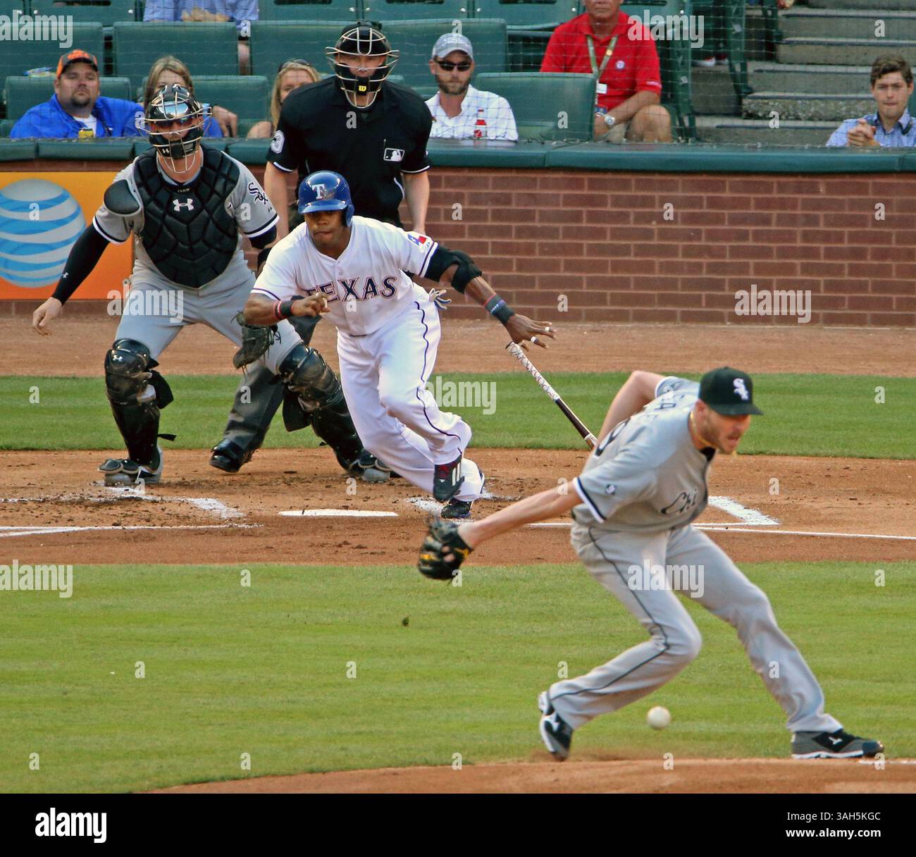 June 3, 2015 - Arlington, TX, USA - The Texas Rangers' Delino DeShields ...