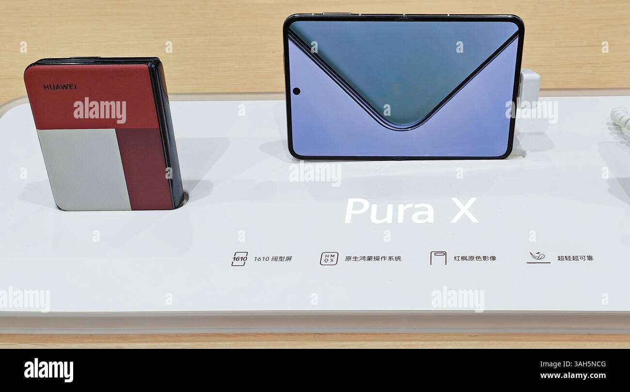 Shanghai, China. 02nd Apr, 2025. Pura X, the first widescreen phone ...