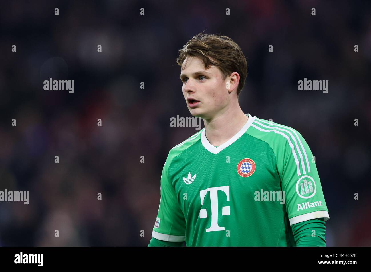Jonas Urbig of Bayern seen during the UEFA Champions League 2024/2025 ...