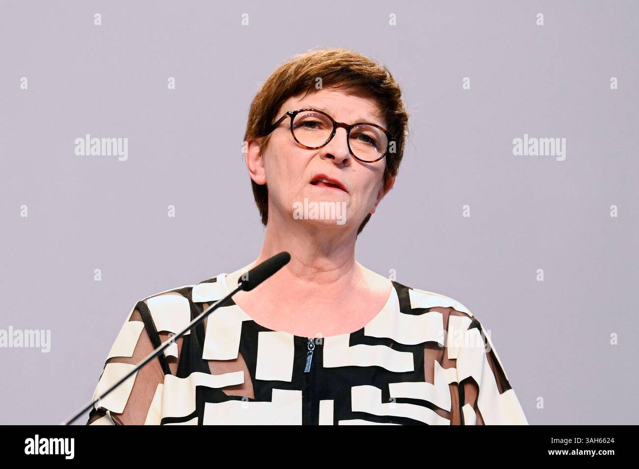 Saskia Esken bei der Pressekonferenz von CDU, CSU und SPD zur ...