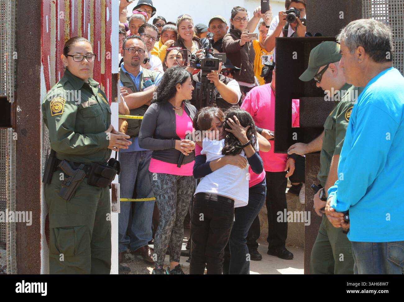 April 26, 2015 - San Diego, California, U.S. - With tears in her eyes ...