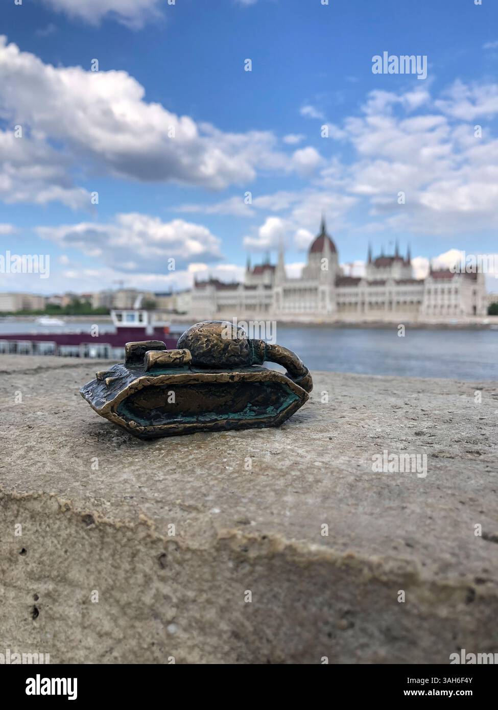 The Tiny Tank mini statue in Budapest Stock Photo - Alamy