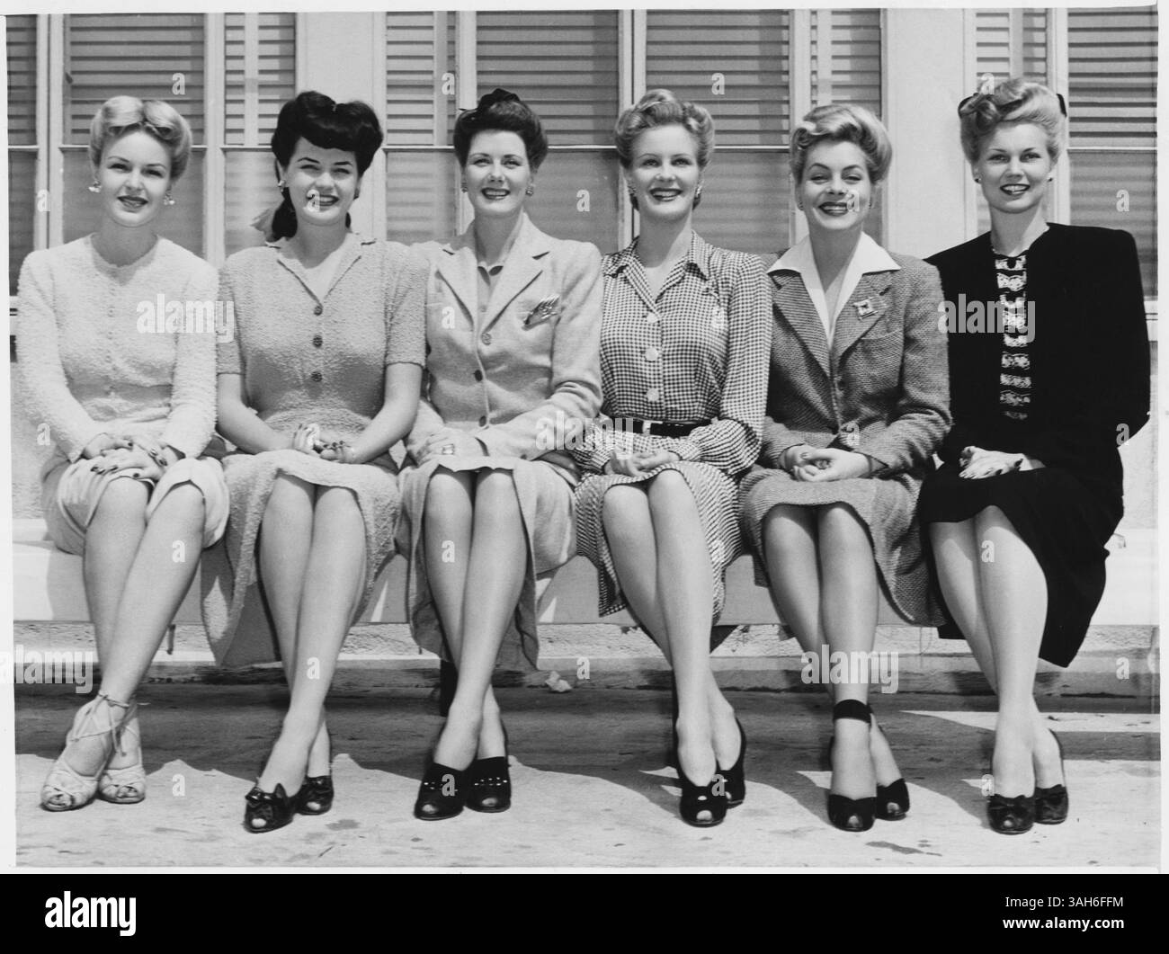 Feb. 10, 2015 - Portrait of Group of MGM Actresses, all over 6 feet ...