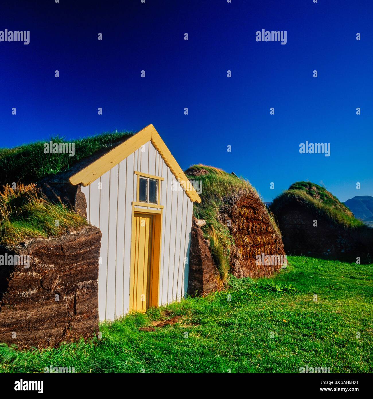Historic glaumbaer turf house hi-res stock photography and images - Alamy