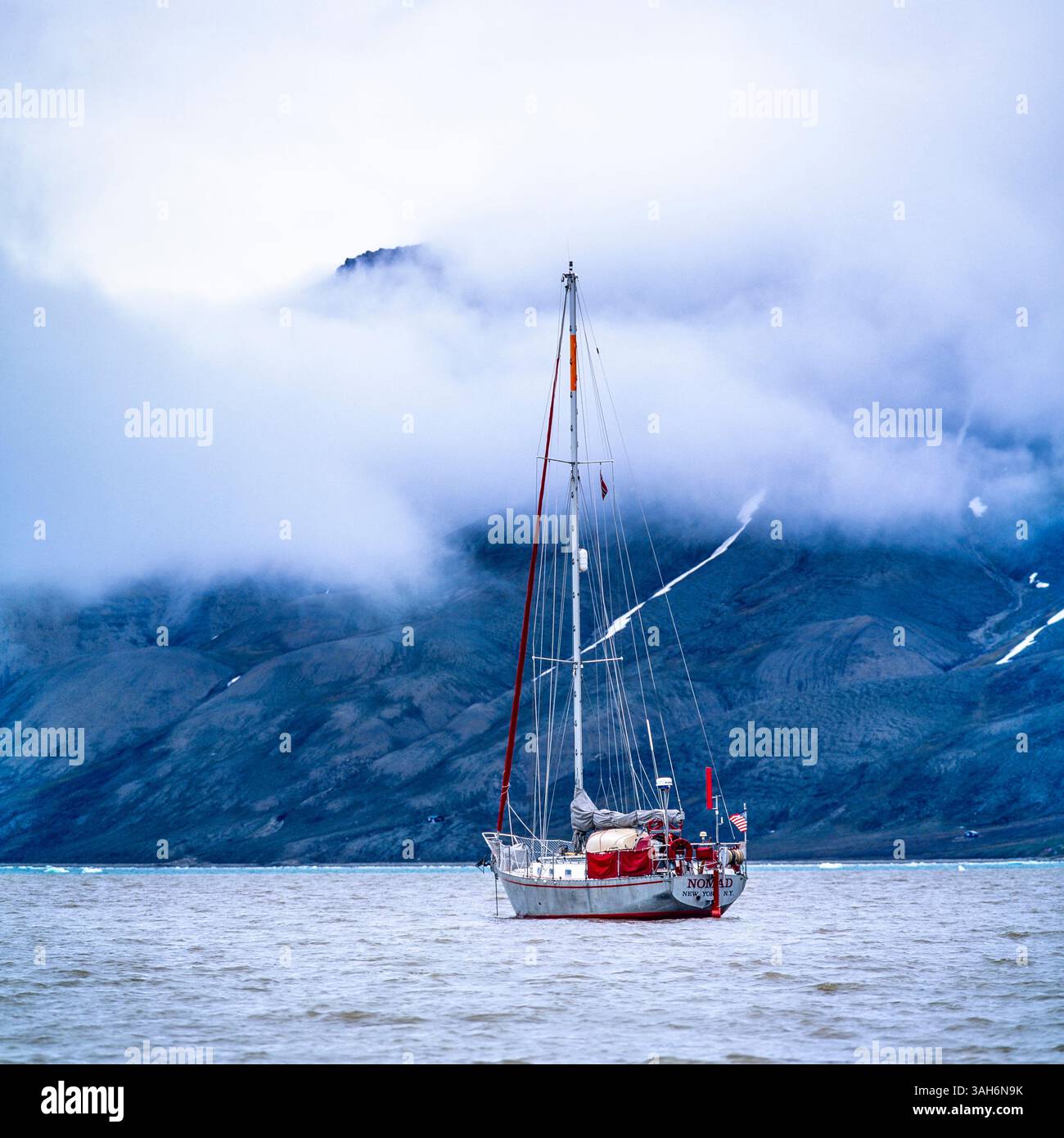 Sailing boat in Arctic Ocean Stock Photo - Alamy