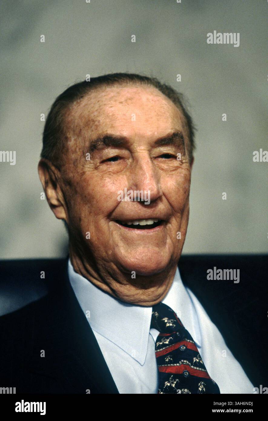 June 27, 1996 - Washington, DC, United States of America - U.S. Senator ...