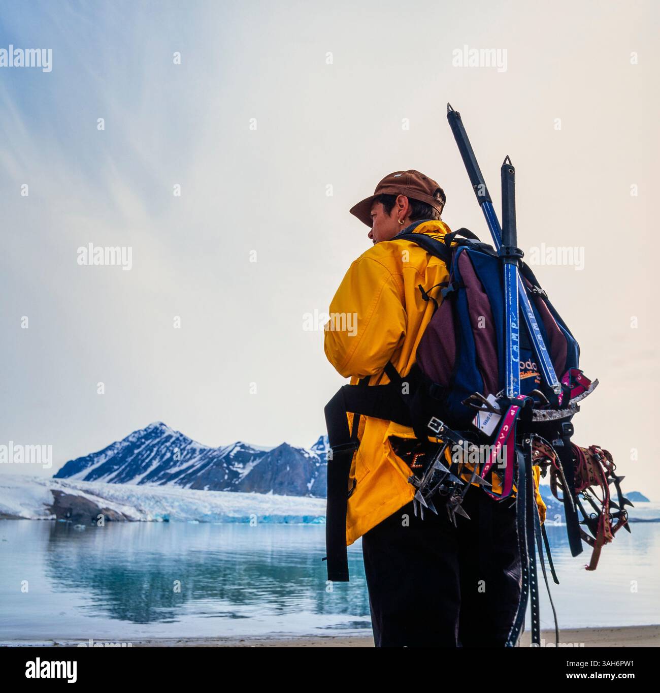 Svalbard adventure tourism hi-res stock photography and images - Alamy