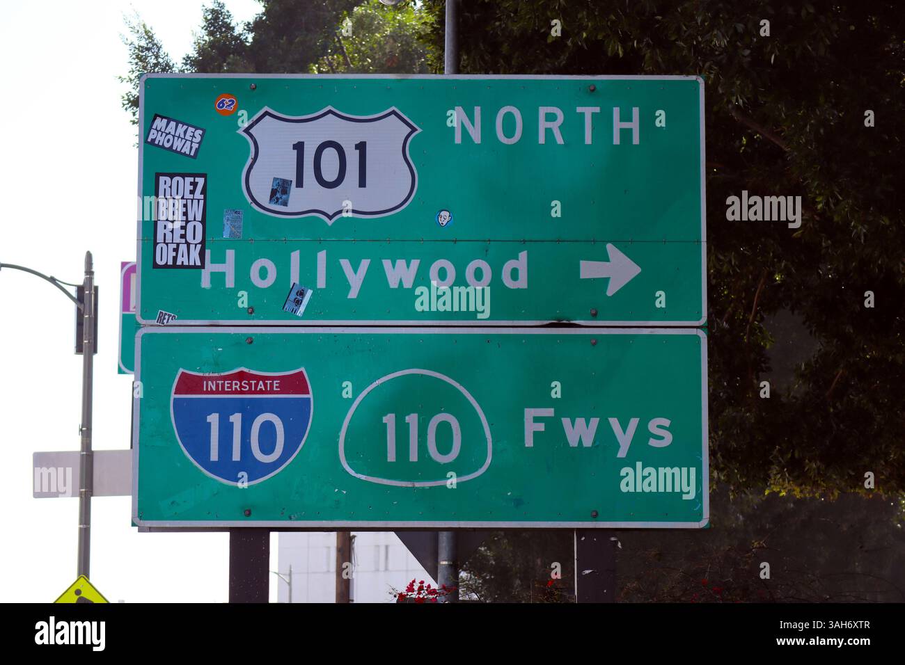 Los Angeles, California: Indication sign to Hollywood Freeway,US 101 ...