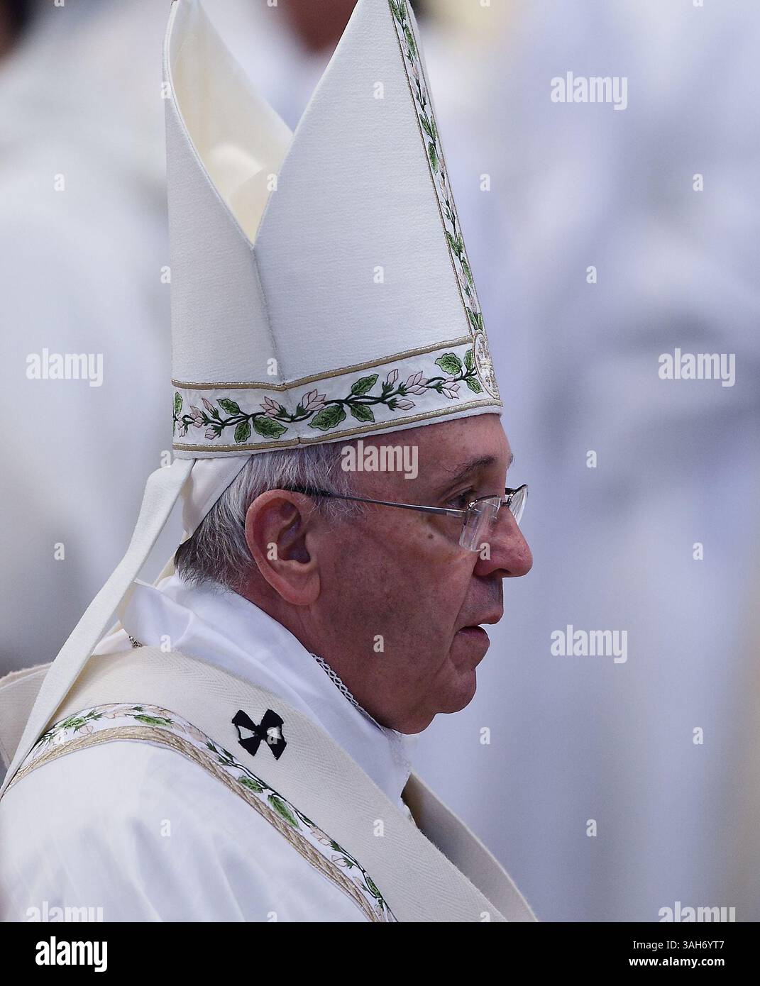 Apr 2, 2015 - Vatican City State (Holy See) - POPE FRANCIS celebrates ...