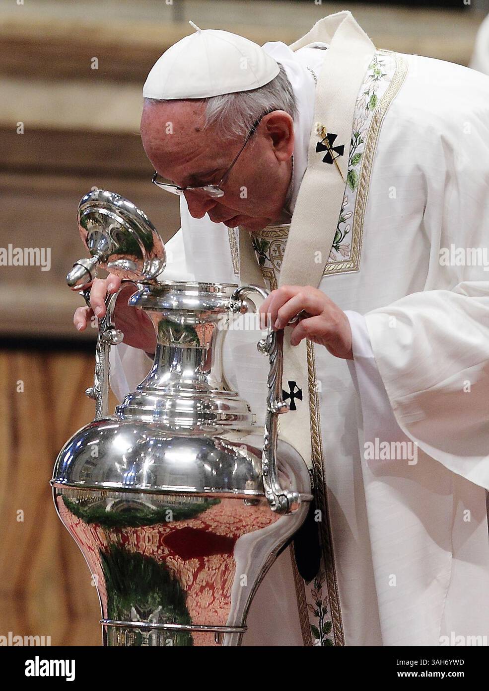 Apr 2, 2015 - Vatican City State (Holy See) - POPE FRANCIS celebrates ...