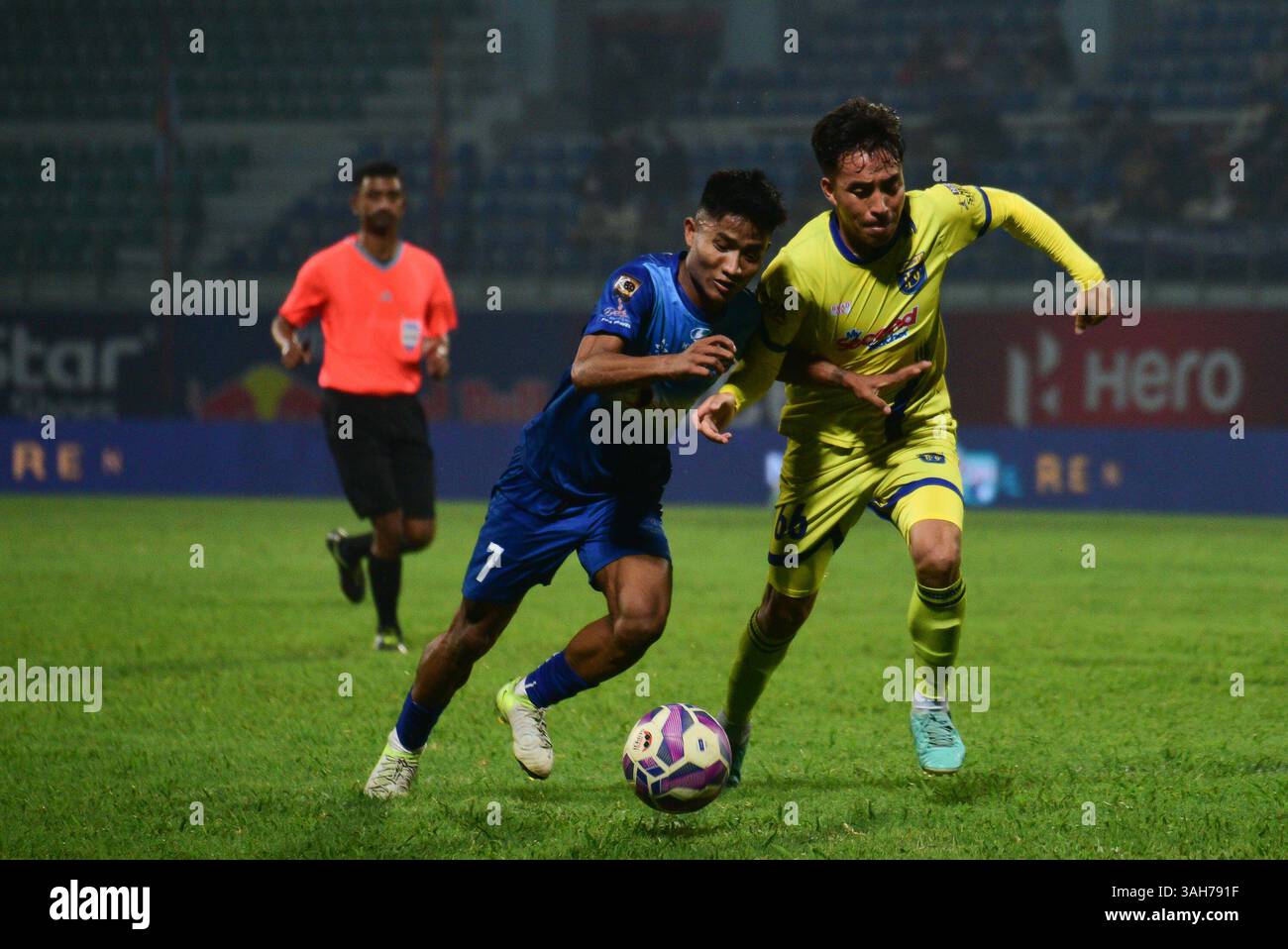 Kathmandu, Bagmati, Nepal. 9th Apr, 2025. PASANG LAMA of DHANGADHI FC ...