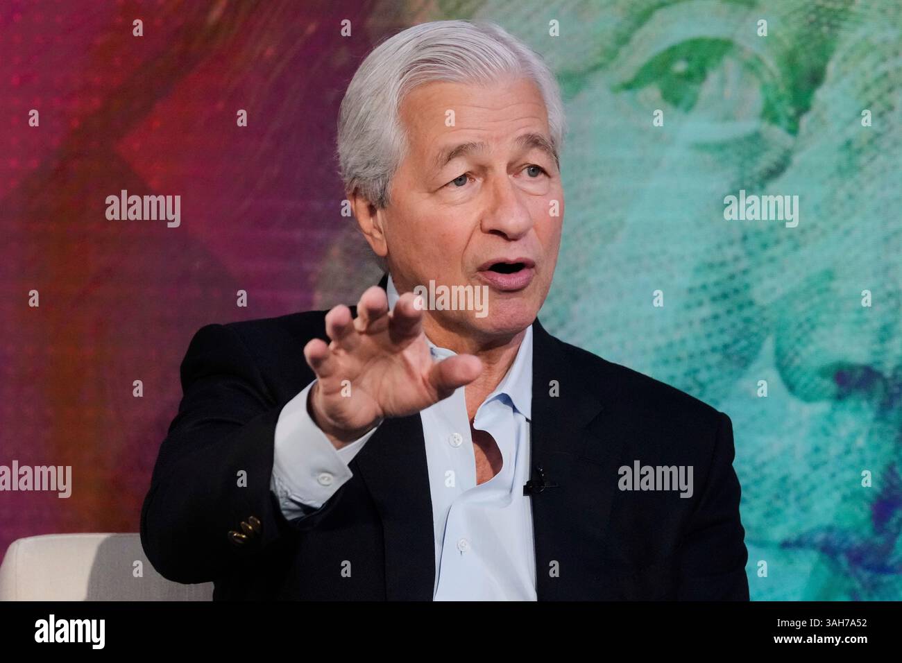 JPMorgan CEO Jamie Dimon is interviewed by Maria Bartiromo on the ...
