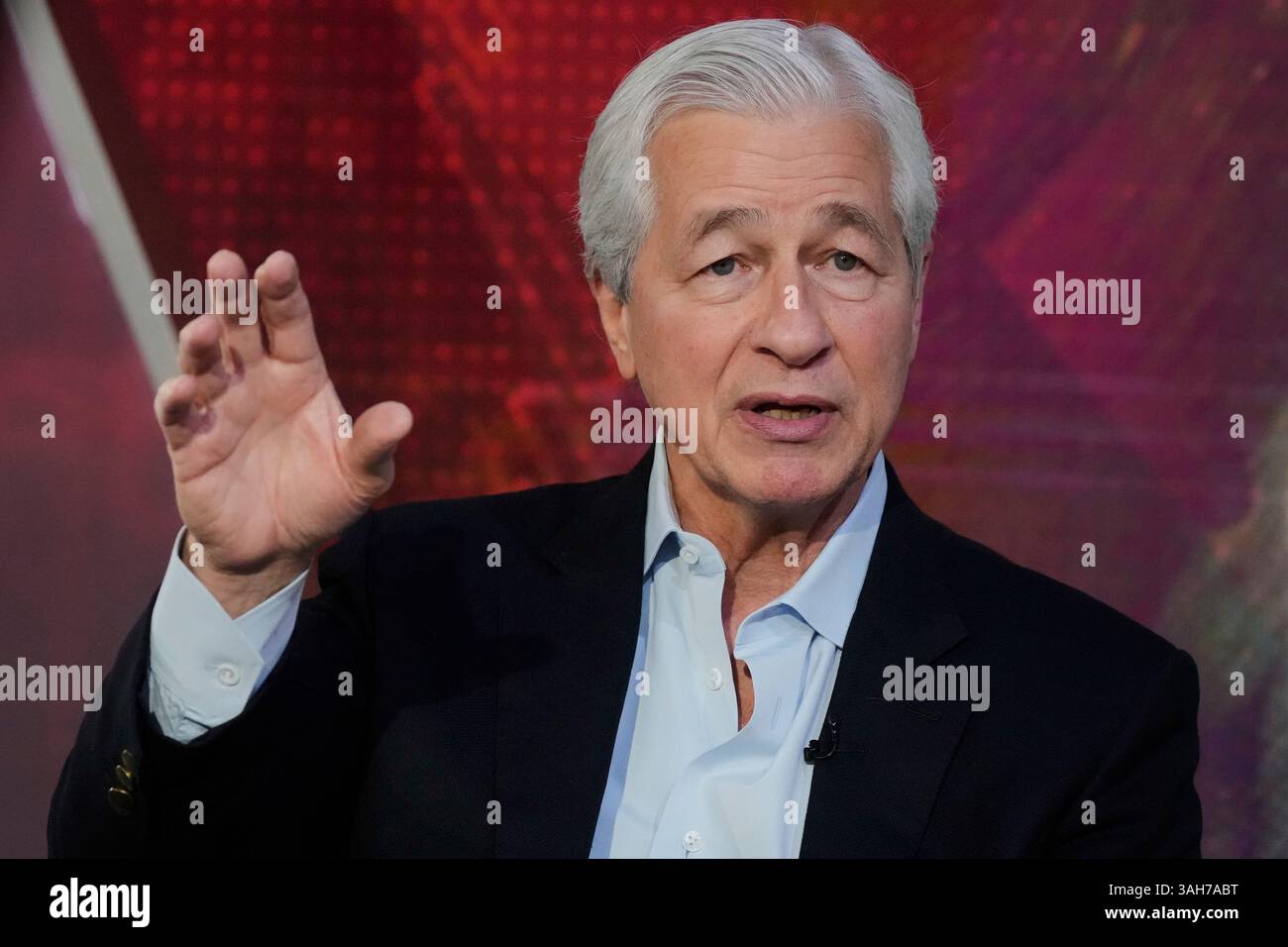 JPMorgan CEO Jamie Dimon is interviewed by Maria Bartiromo on the ...