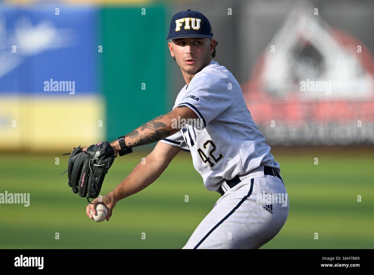Florida International pitcher Shane Tucker (42) throws during an NCAA ...