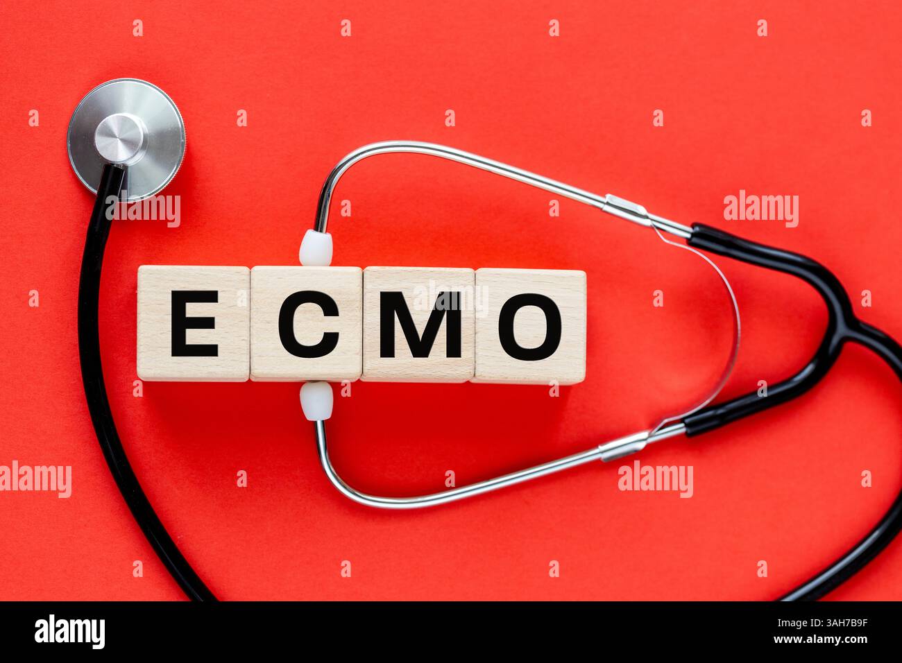 ECMO or Extracorporeal Membrane Oxygenation technique of extracorporeal ...