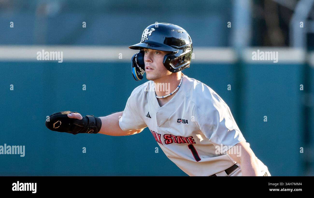 Jacksonville State infielder Caleb Johnson (1) during an NCAA baseball ...