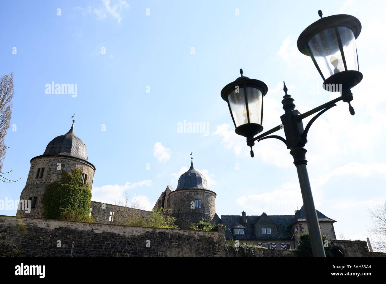 Hofgeismar, Germany. 09th Apr, 2025. View of the Sleeping Beauty Castle ...