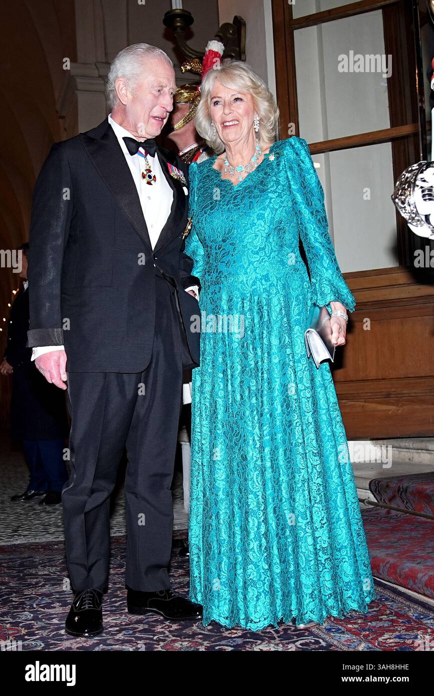 King Charles III and Queen Camilla arrive for the State Banquet at the ...