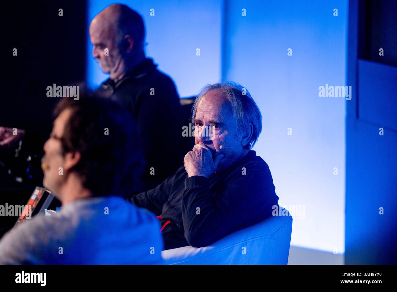 Singer, composer and artist, Joan Manuel Serrat, during the round table ...