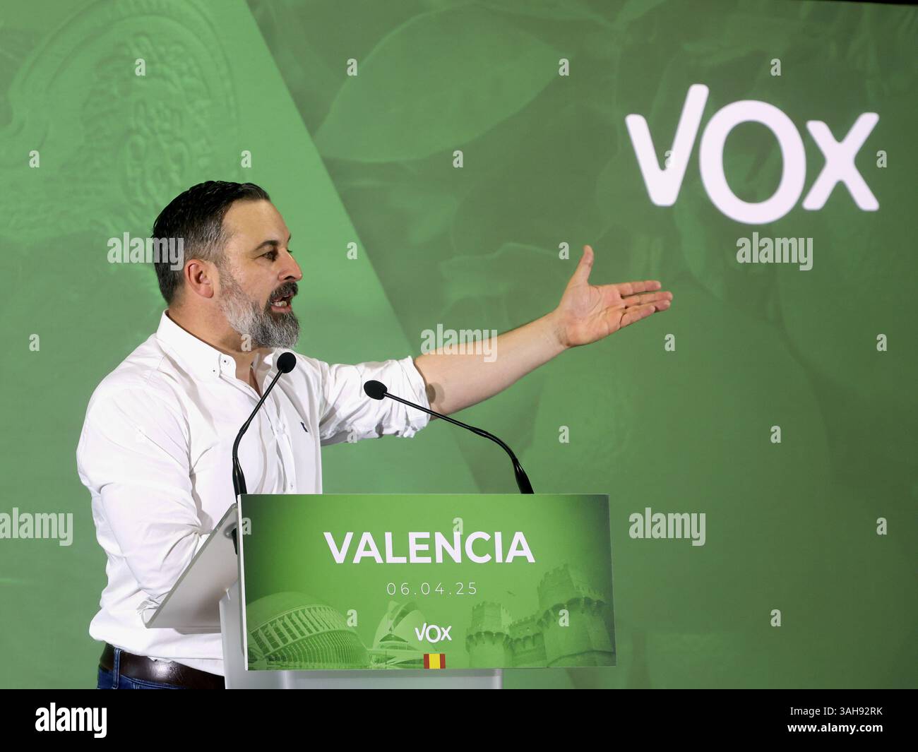 Vox party hi-res stock photography and images - Alamy