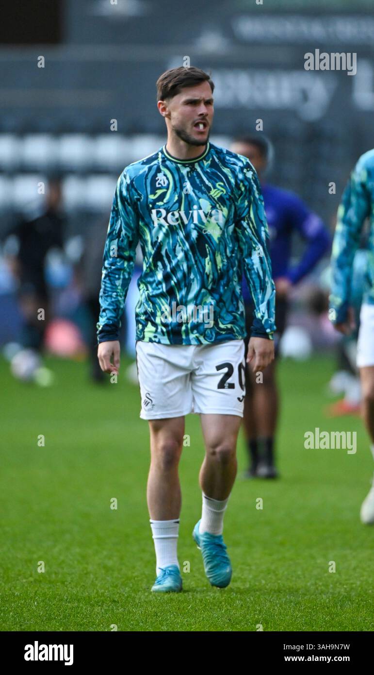 Swansea.com Stadium, Swansea, UK. 9th Apr, 2025. EFL Championship ...