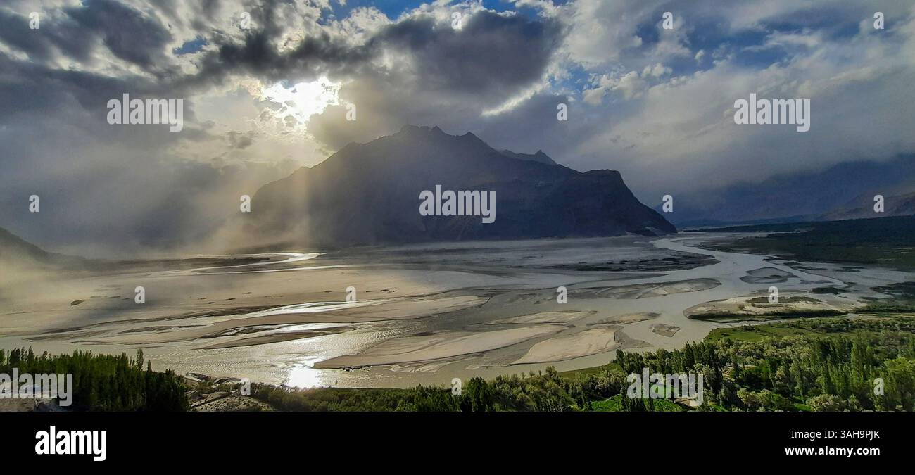 Golden sunset over the Indus River basin in Shigar, Gilgit-Baltistan ...