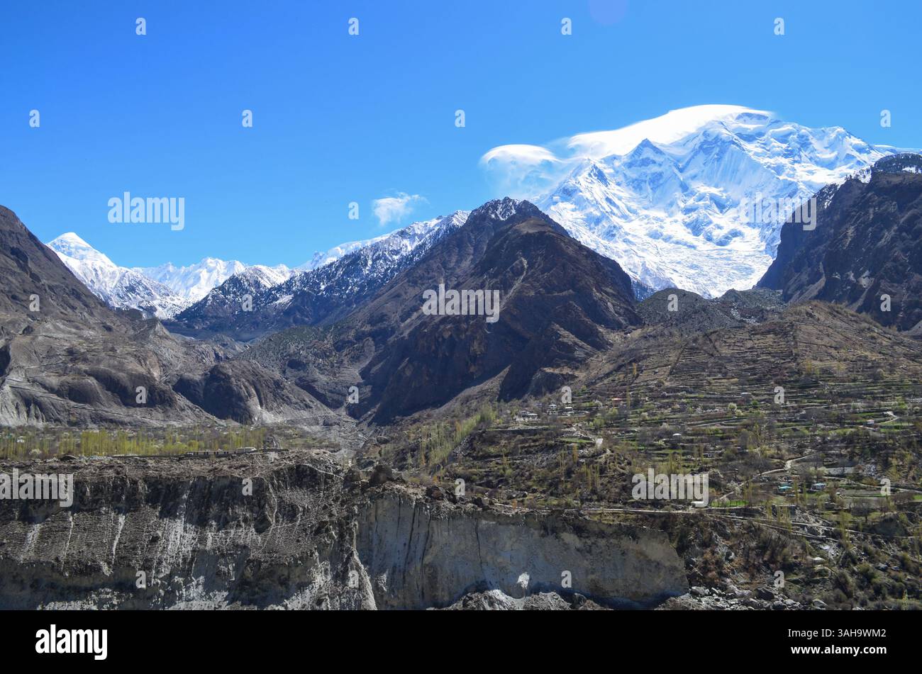 Majestic Rakaposhi Peak in Nagar Valley, Gilgit-Baltistan, Pakistan ...